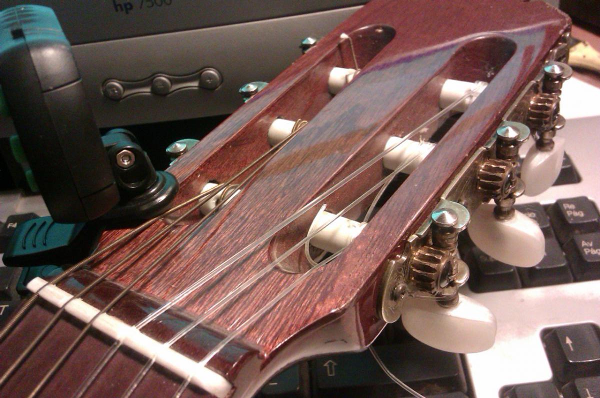 Guitarras Acusticas Vincent y Orellano - Guitarras - Musiquiatra