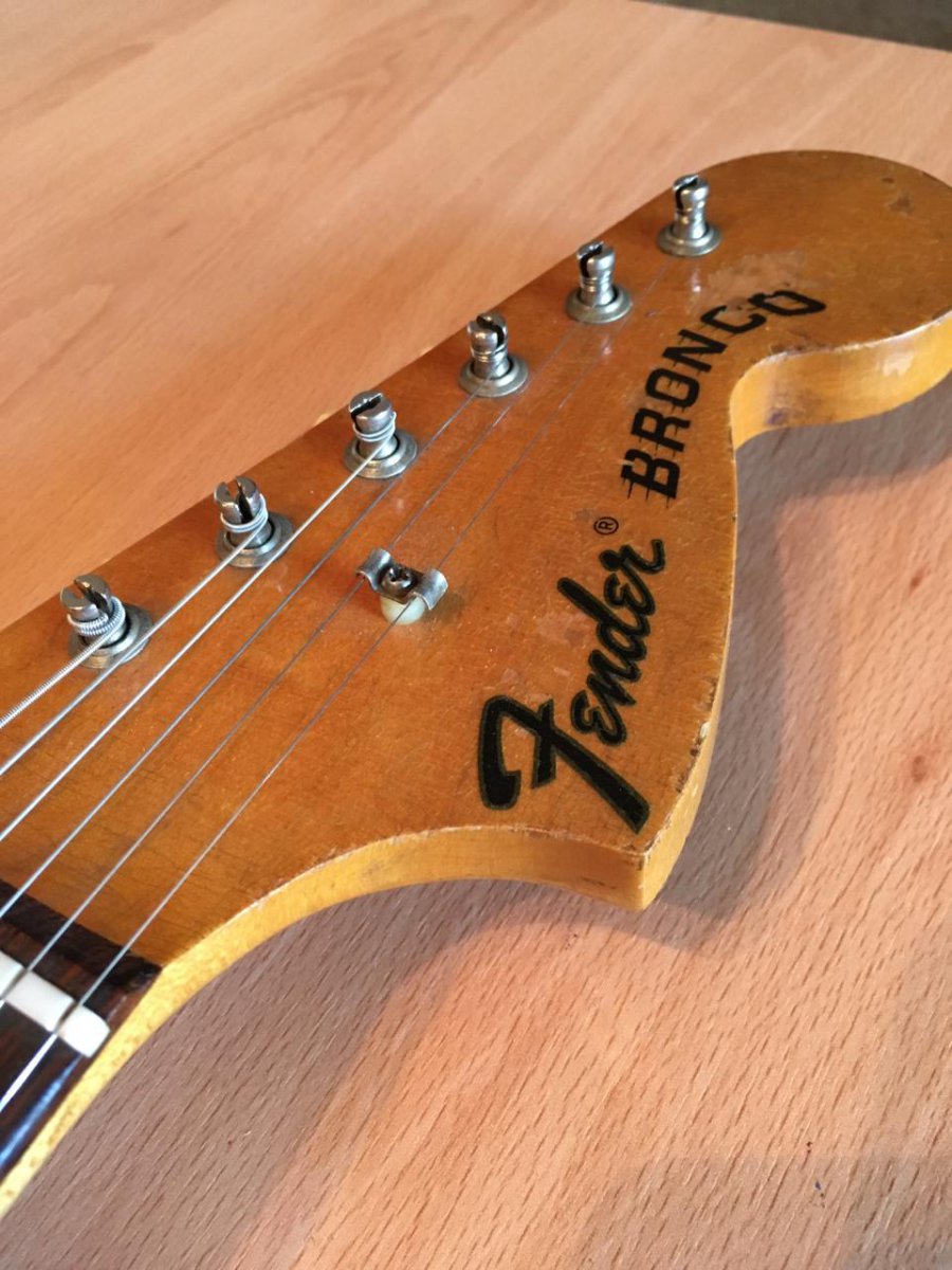 Fender Bronco 1967 original - Guitarras - Musiquiatra