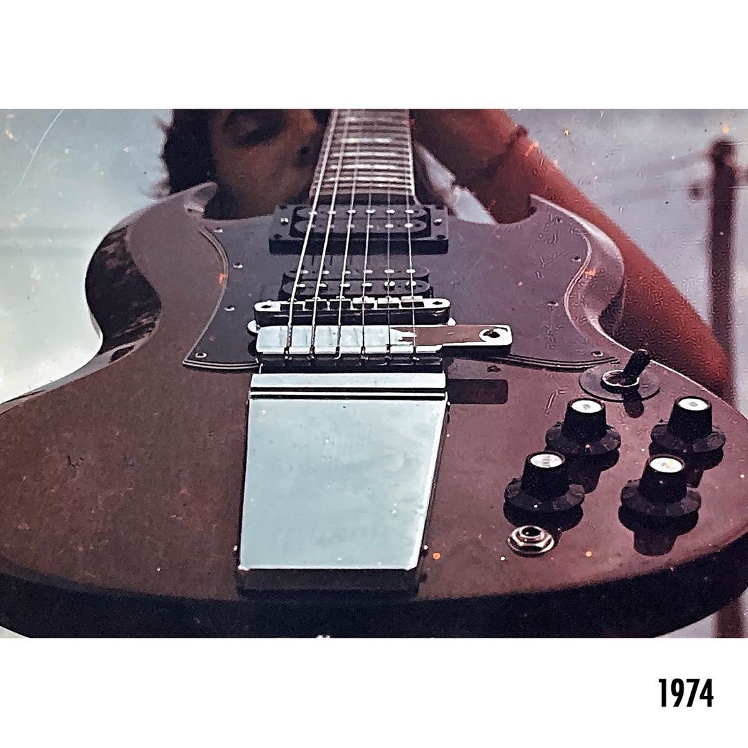 La Gibson SG de Ricardo Mollo. - Guitarras - Musiquiatra