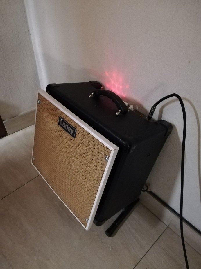 Laney CUB 10 con anabólicos. - Amplis y Efectos de Guitarra - Musiquiatra