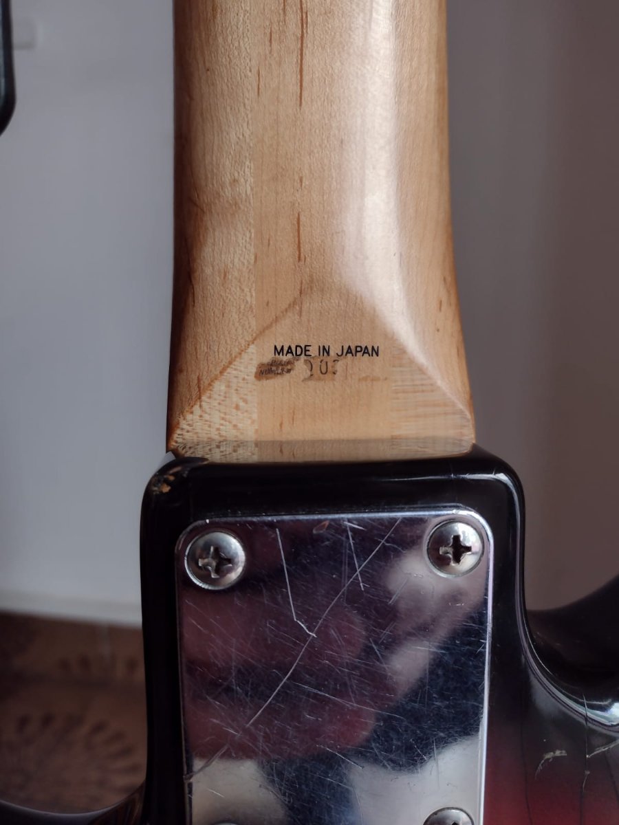 Información sobre Fender MB-4 Japón - Bajos, Amplis y Efectos - Musiquiatra