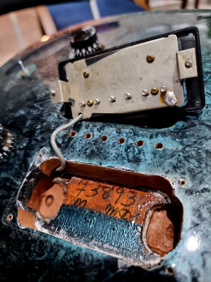 Misterio de la PRS de Cerati - Guitarras - Musiquiatra